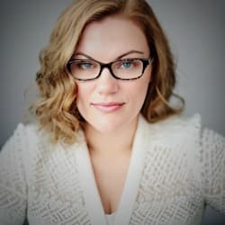 Holly V | Profile | Fiverr