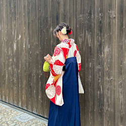 Design a stylish instagram post with your photo and message by Nocagm ...