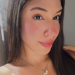 Be female model in bikini for photos and videos by Ashley_model | Fiverr