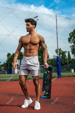 Model your clothing, fitness apparel and products by Francofitness