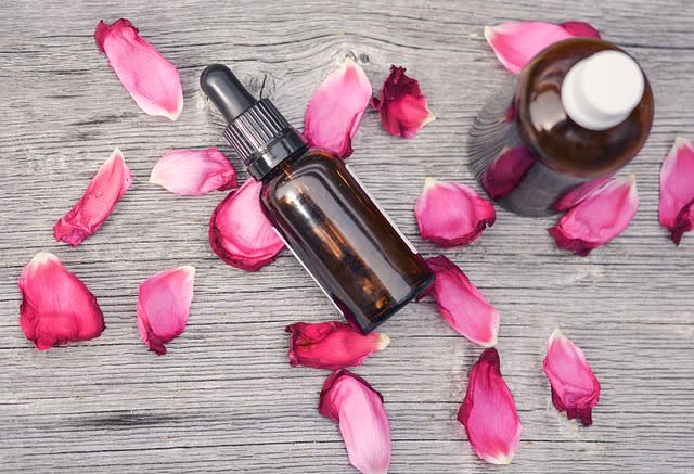 Answer aromatherapy formulation questions by Aromapologist | Fiverr