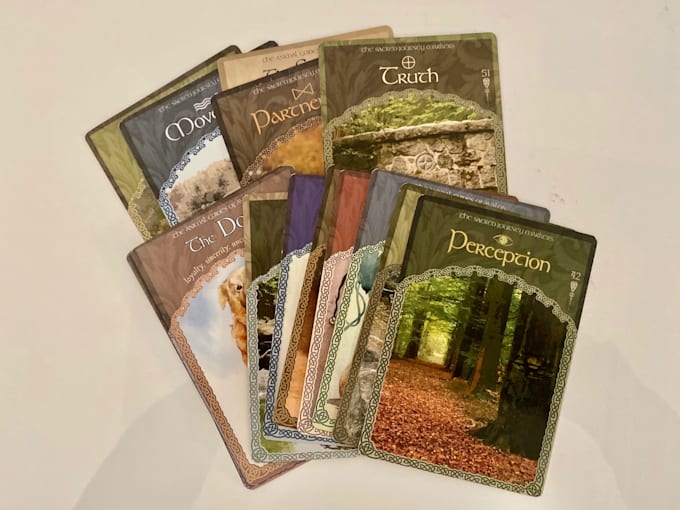 Answer 1 question with oracle cards by Lauraelizabe947 | Fiverr