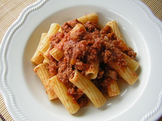 Italian maccheroni al ragu recipe by Sirbrichard | Fiverr