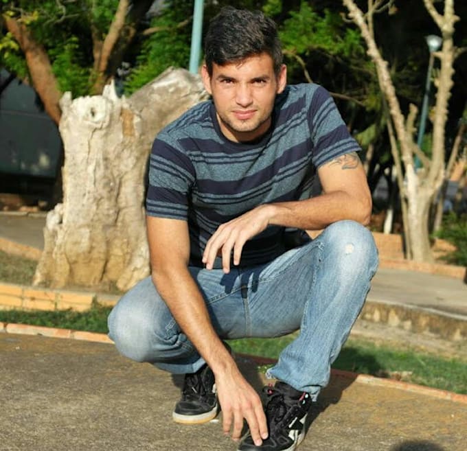 Be your male model for your products and brand photo by Alfredolinares7 ...