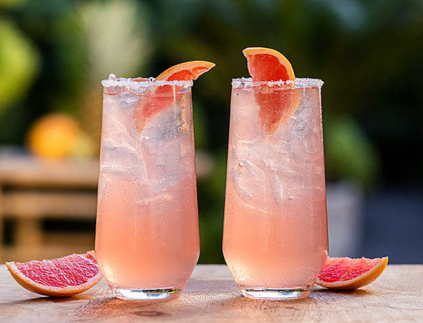 Create bespoke signature drinks and cocktail recipes professionally by ...