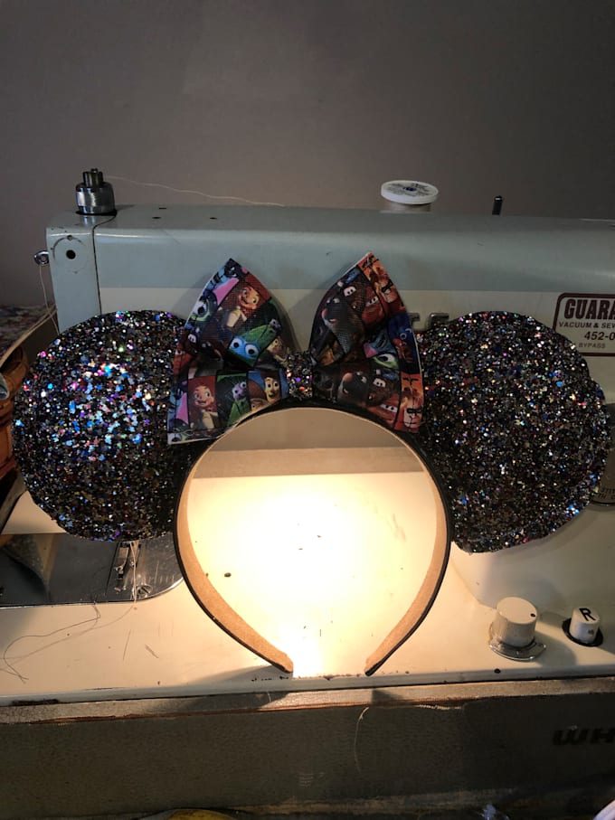 Make custom minnie mouse ears by Hollywoodruff | Fiverr