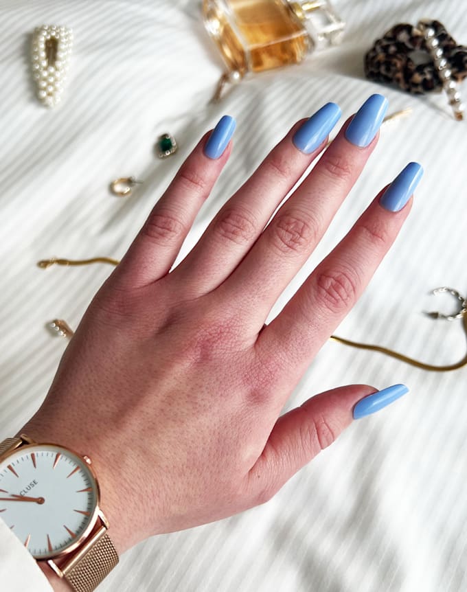 Hand model for your products by Camton17 | Fiverr