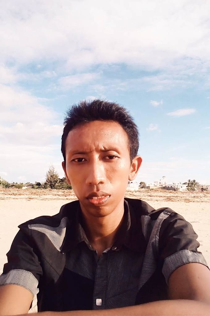 Writer paper web mar by Manitraharisoa | Fiverr