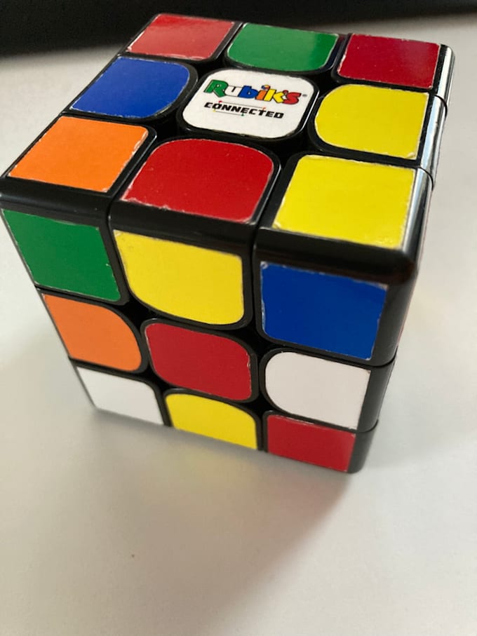 Teach you to solve a rubiks cube, live on discord by Adventurewolf | Fiverr