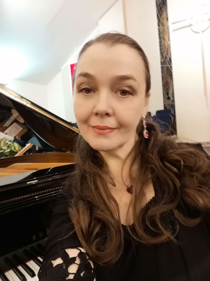 Teach you professional piano, music theory and composition lessons by Pearlsonpiano | Fiverr