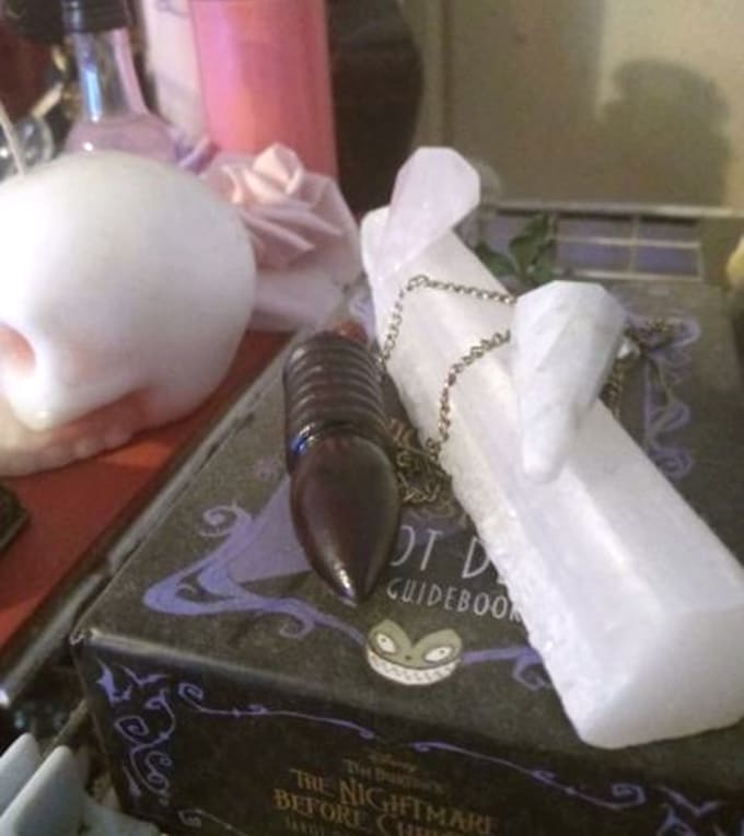 Answer Any Yes Or No Questions With A Pendulum Reading By Vampyrefemme