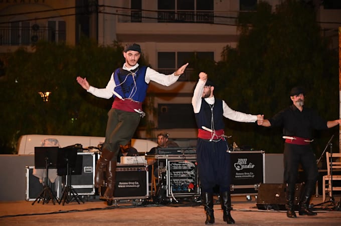 Teach you traditional cretan dance by Tsormpanakisa | Fiverr