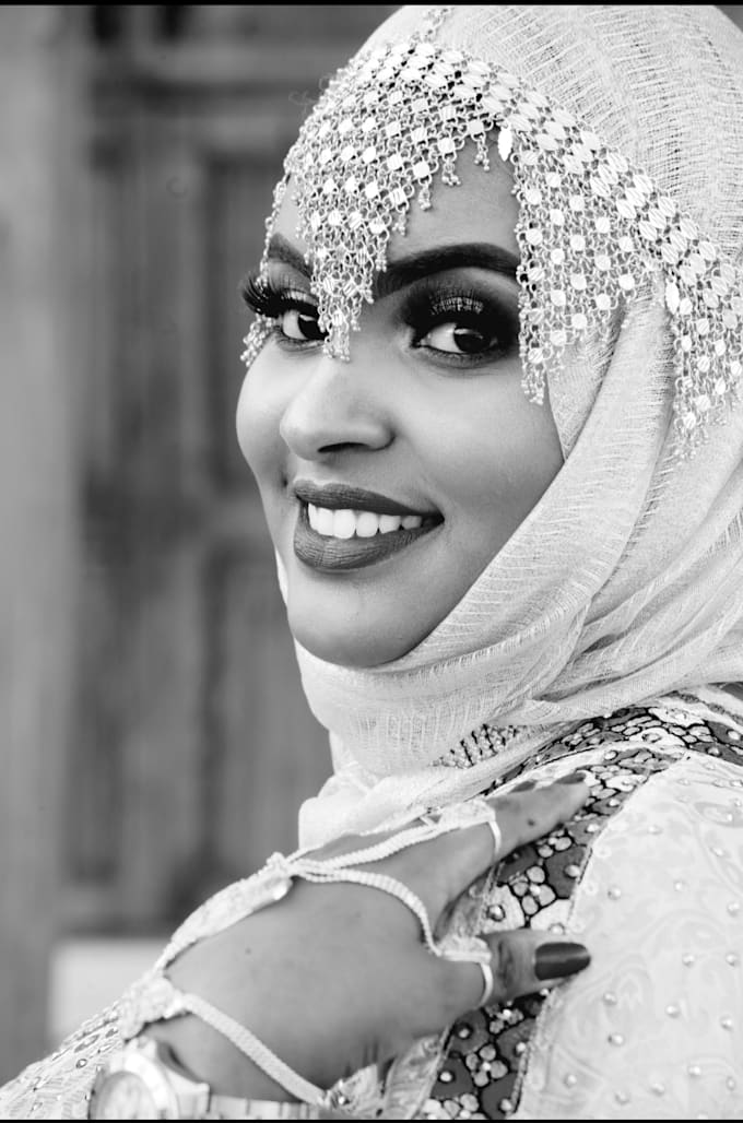 Lestin and be your text buddy by Anaa101 | Fiverr