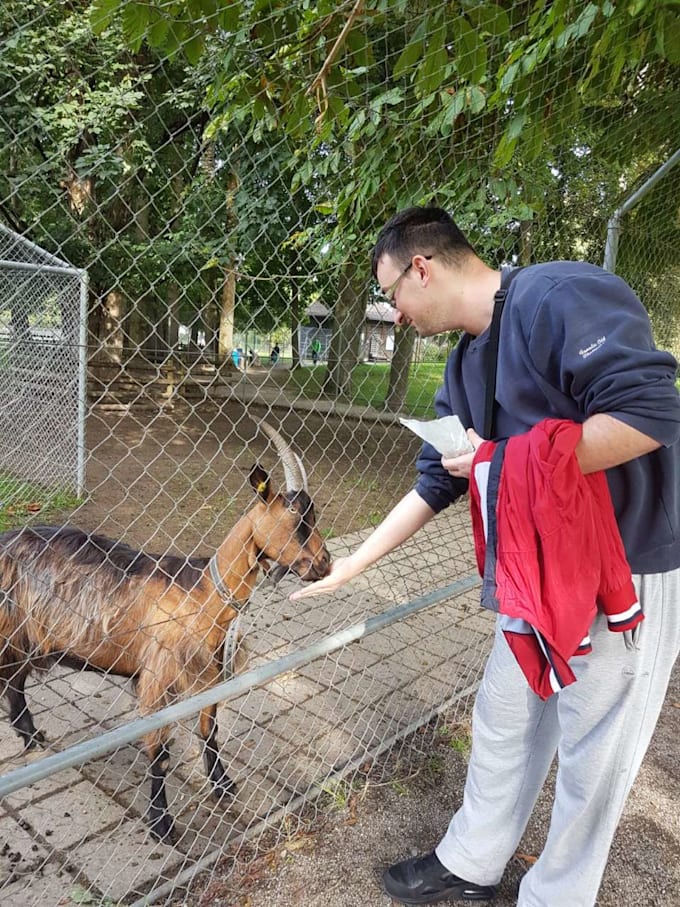 Listen to you help how ever i can offer advice as professional listener ...