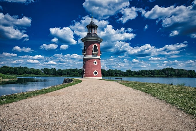 Can translate many things, and i hope i can help many people by Liwimm ...