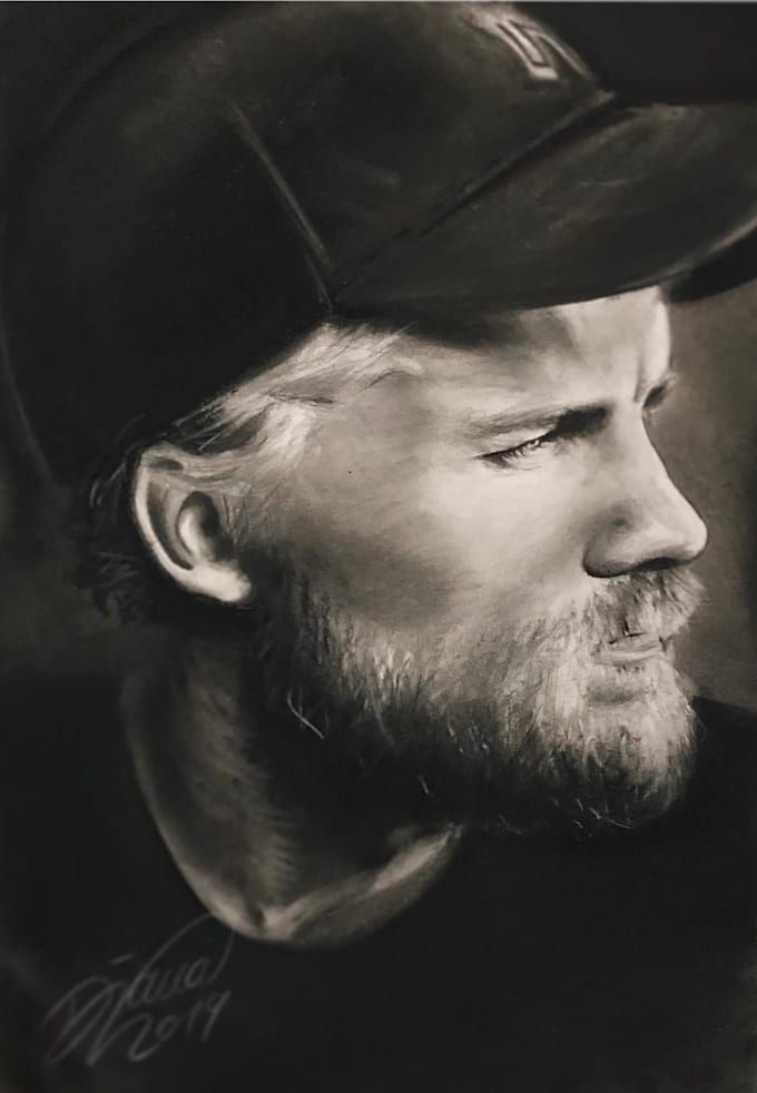 Draw a authentic and realistic portrait by Dianasartwork | Fiverr