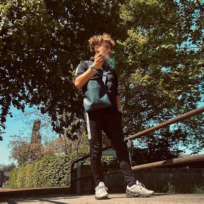 Traduire ton texte, faire ton cv ou rédiger ta lettre de motivation by ...