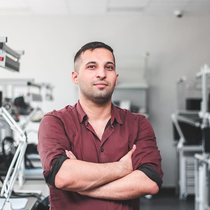 Make circuit diagrams and trace printed circuit boards by Khalik1mag ...