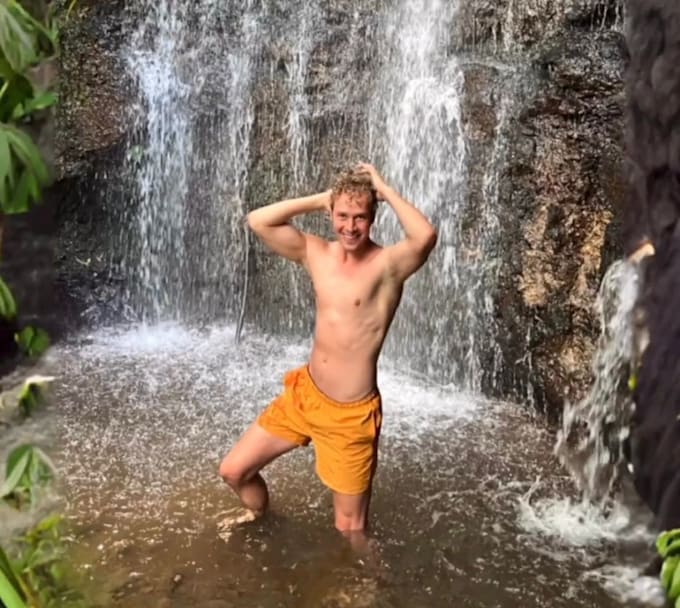 Create infinite zoom video using ai stable diffusion by Jack_smith111 | Fiverr