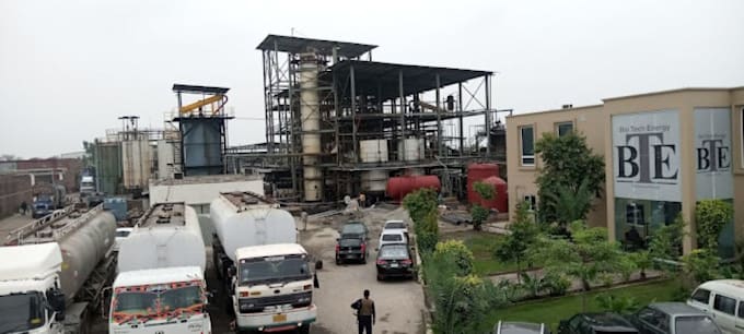 Have expertise in material and energy balance, plant design by Fasih444 ...