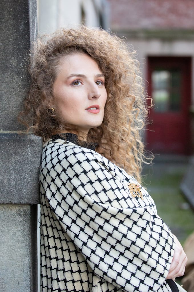 Offer model coaching if you are interested in the modeling industry and ...