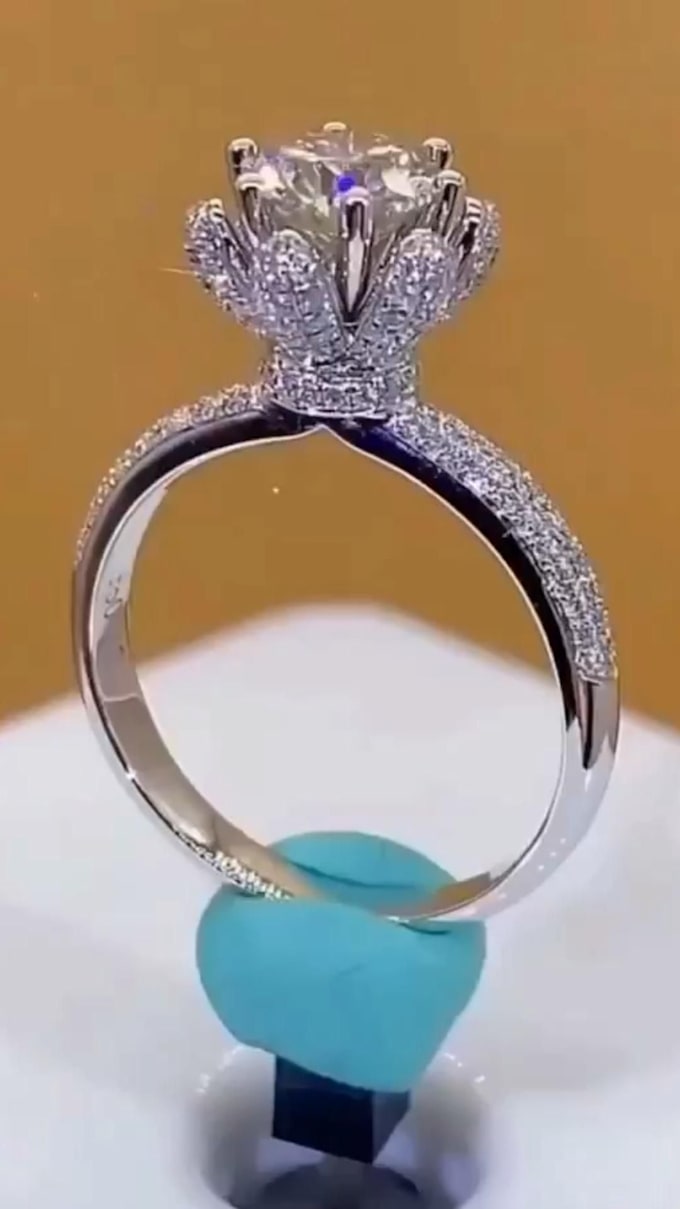 Create realistic 3d jewelry design, 3d jewelry animation, 3d ring ...