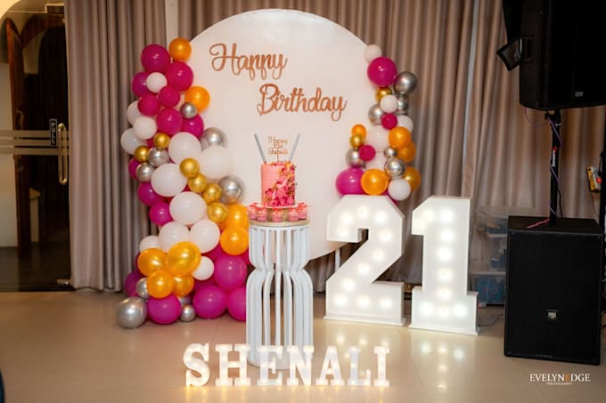 Design a clean, modern and minimalist typography logo design by ...