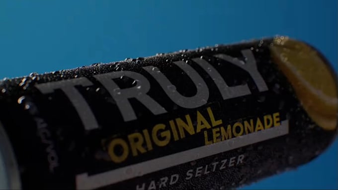 Create realistic 3d water simulation, fluid animation, 3d product ...