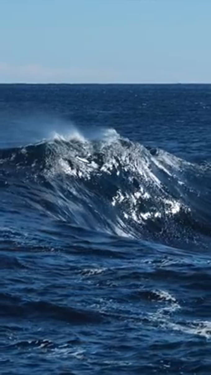 8k 3d water simulation, 3d liquid animation, 3d fluid animation houdini ...