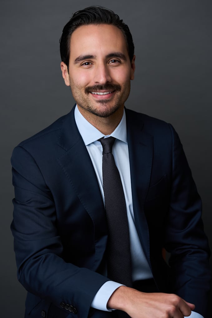 Shoot professional headshots and executive portraits by Dhflatt | Fiverr