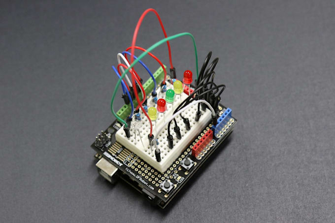 Do arduino, circuit, raspberry pi, arduino coding, esp32, iot, gps ...