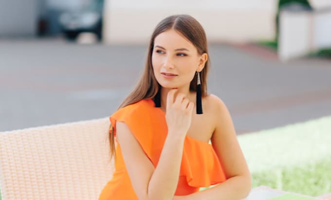 Be your female model and make perfect shoot for your product by Jhumsha ...