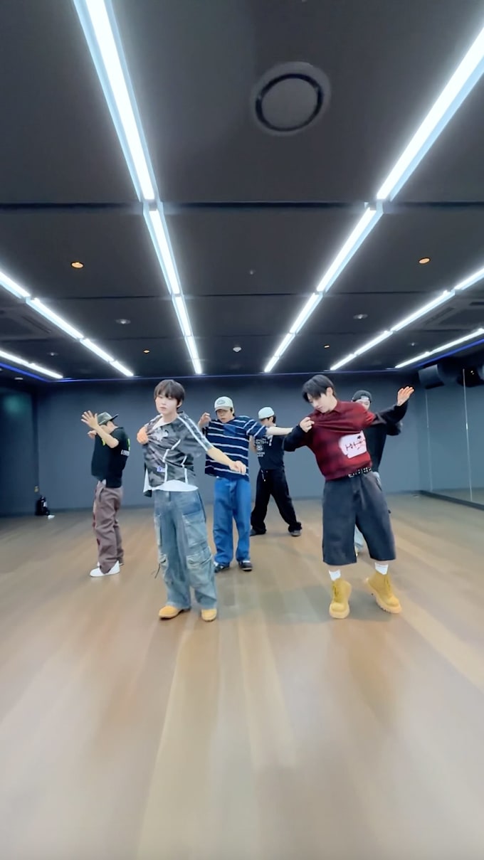 Create custom dance choreography by Muna_jeffrey | Fiverr