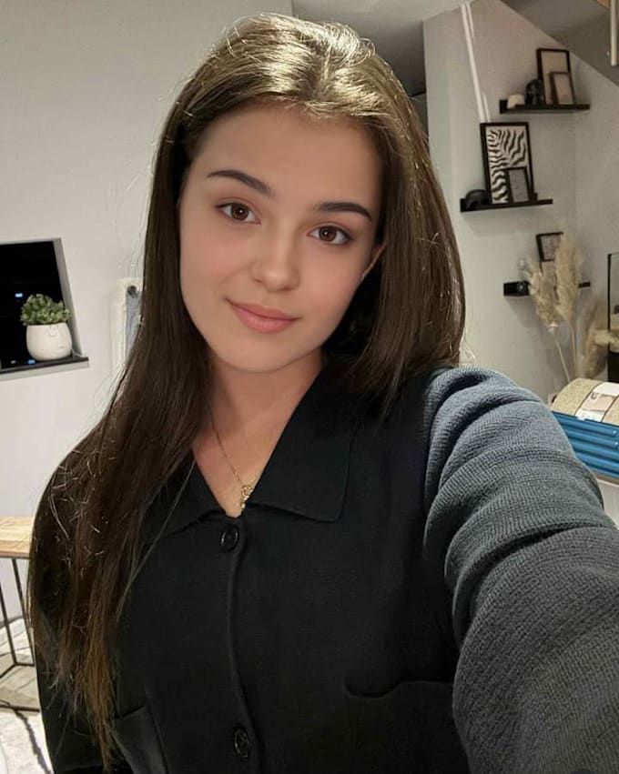 Be your data analyst in python excel stat spss by Stelvena_t | Fiverr