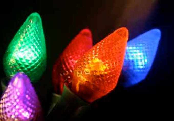 Have ziggy, the demented elf offer up holiday greetings by Gilligan48 ...