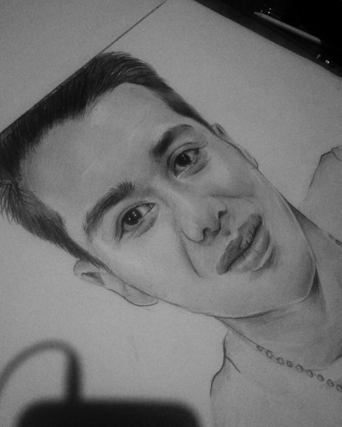 Draw a realistic pencil sketch portrait from your foto by Hidayat05 ...