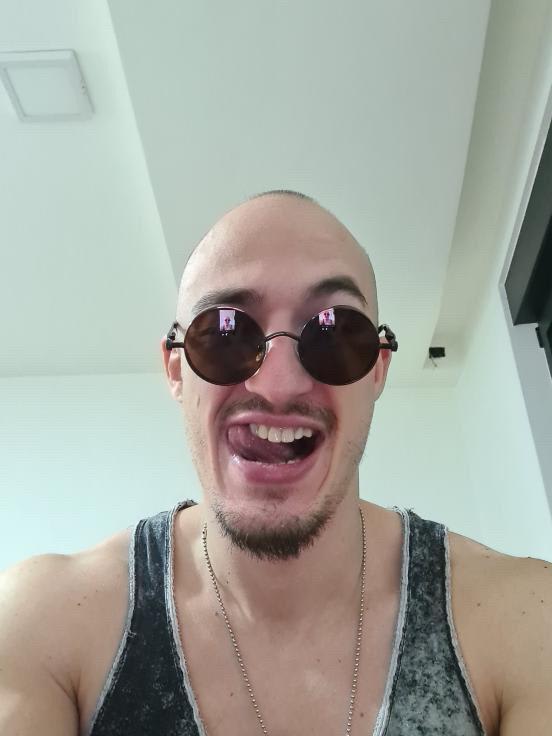 Illustrate your photos, add cartoon characters to them, or make you one ...