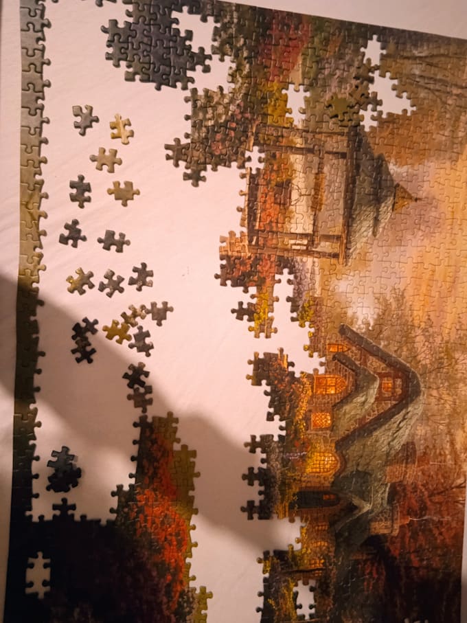 Complete any puzzle, not create it, up to 1500 pieces