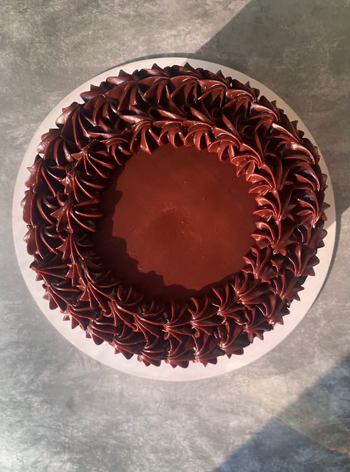 Teach you how to make a delicious chocolate truffle cake by ...