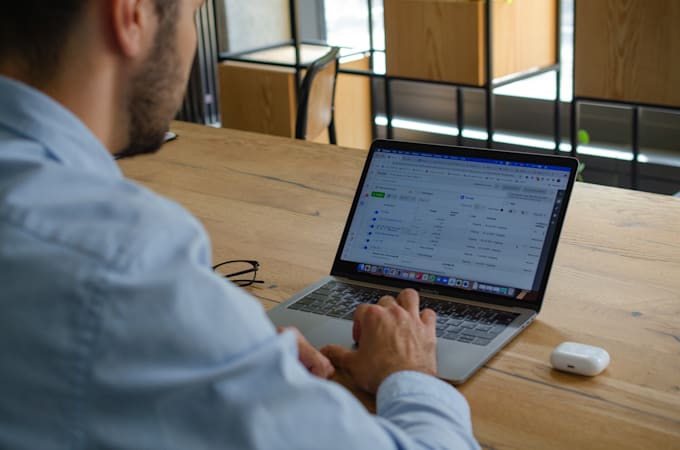 Consult you on google ads by Nikita_inbox | Fiverr