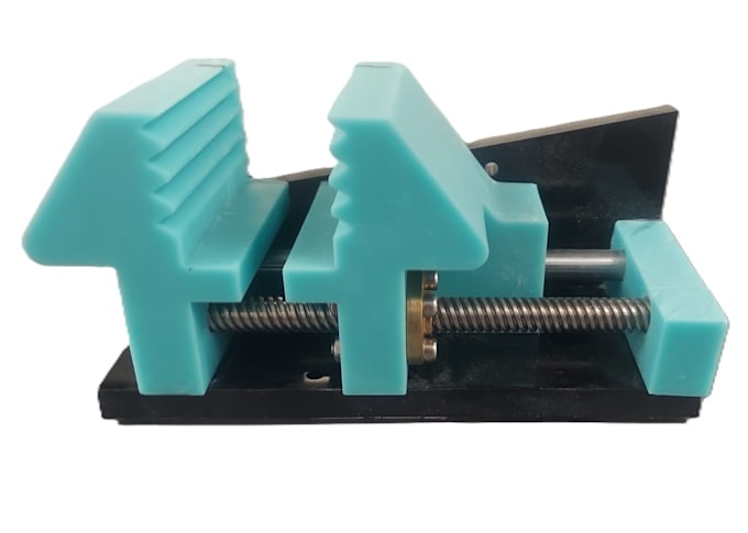 Make 3d models or assemblies for 3d printing, modify and convert models ...