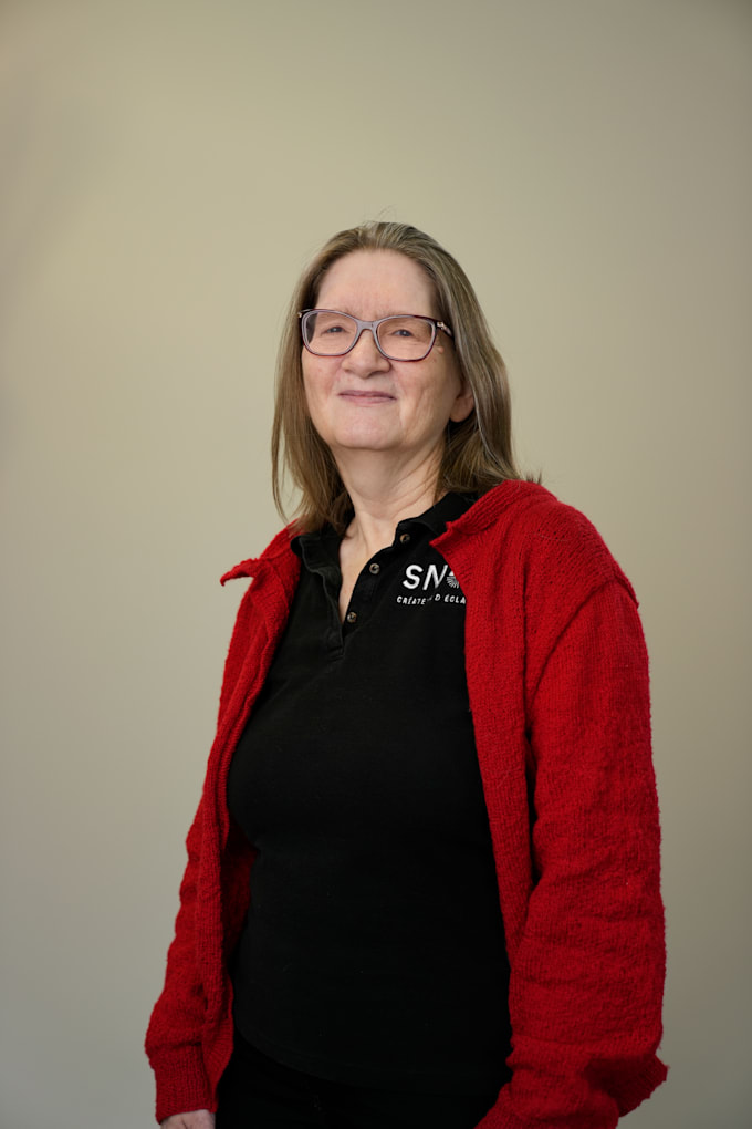 Fix red eye, remove glare reflection from glasses, forehead or any ...