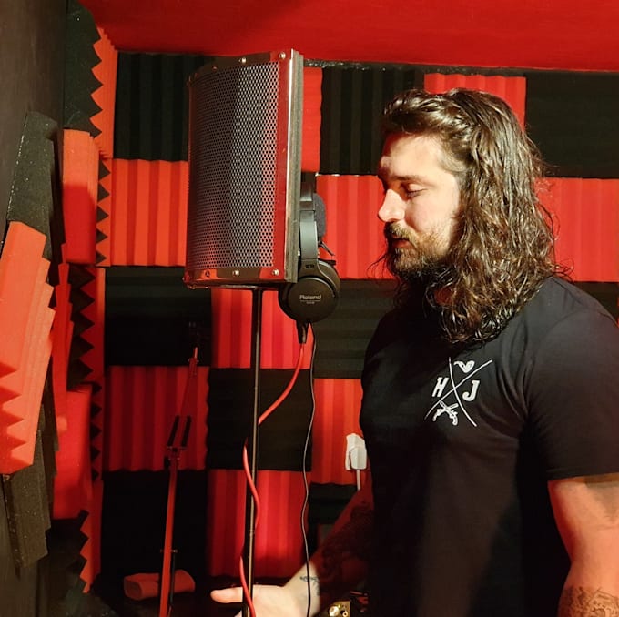 Versatile singer, professional recording and video available by ...