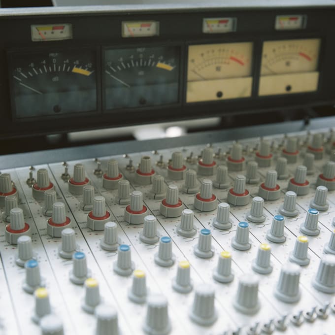 Master your audio through rare analog gear by Declansmusic | Fiverr