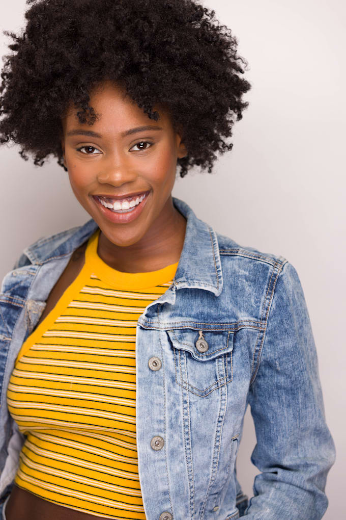 Record a natural, and vibrant voice over by Moashley | Fiverr