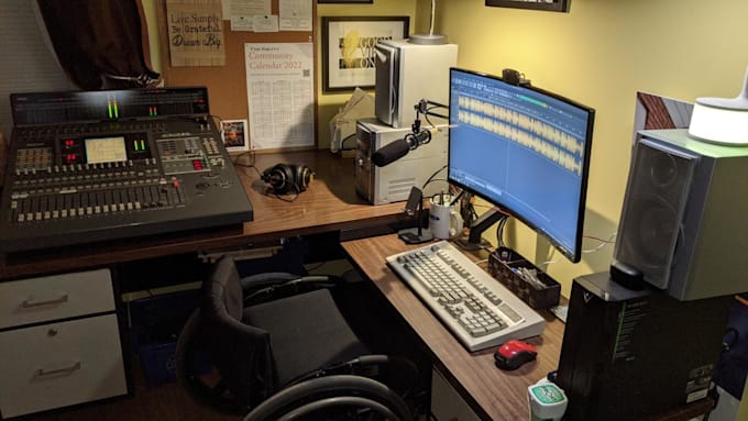 Professionally voice your audio or video projects by Benmacmurchy | Fiverr