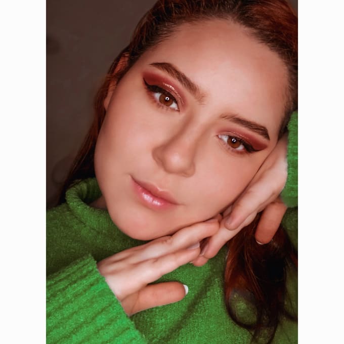 Make a female voice tag in 24 hours for you by Voicealeja | Fiverr