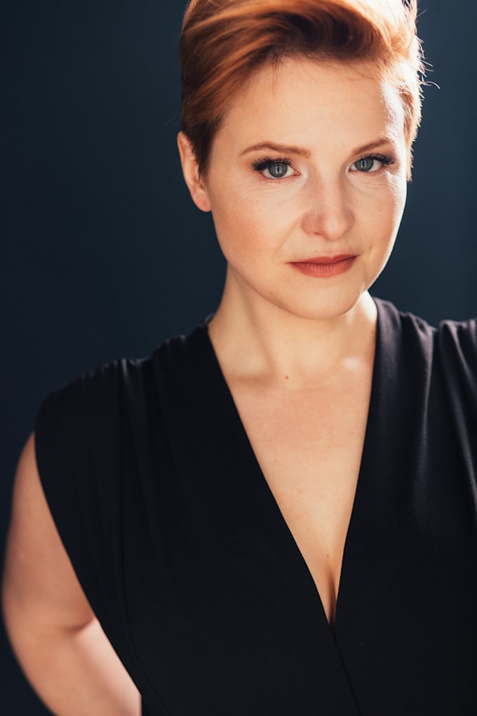 Record vo for your tv and radio ads by Heathermichelel | Fiverr