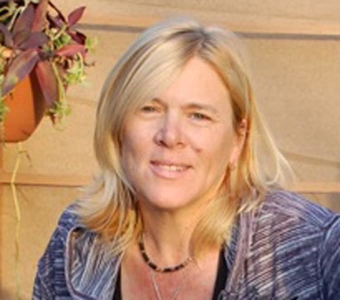 Record a female american voice over or narration by Rlwinkelmann | Fiverr