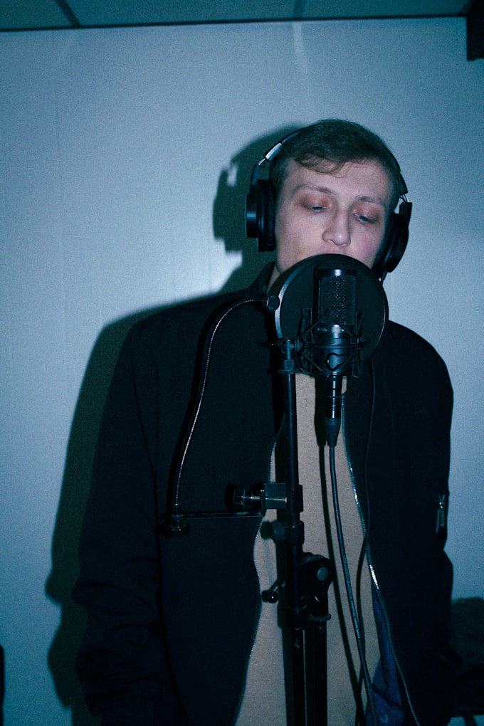 Write lyrics for your rap or pop song by Dakotawa | Fiverr